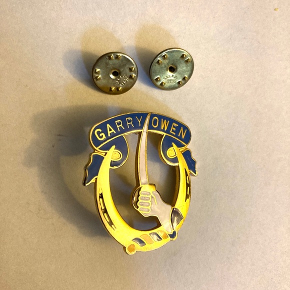 Accessories | Us Army Military 7th Cavalry Garry Owen Crest Pin | Poshmark
